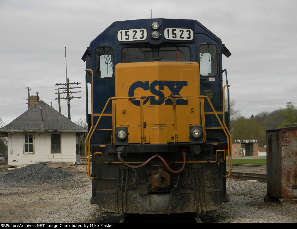 CSX 1523